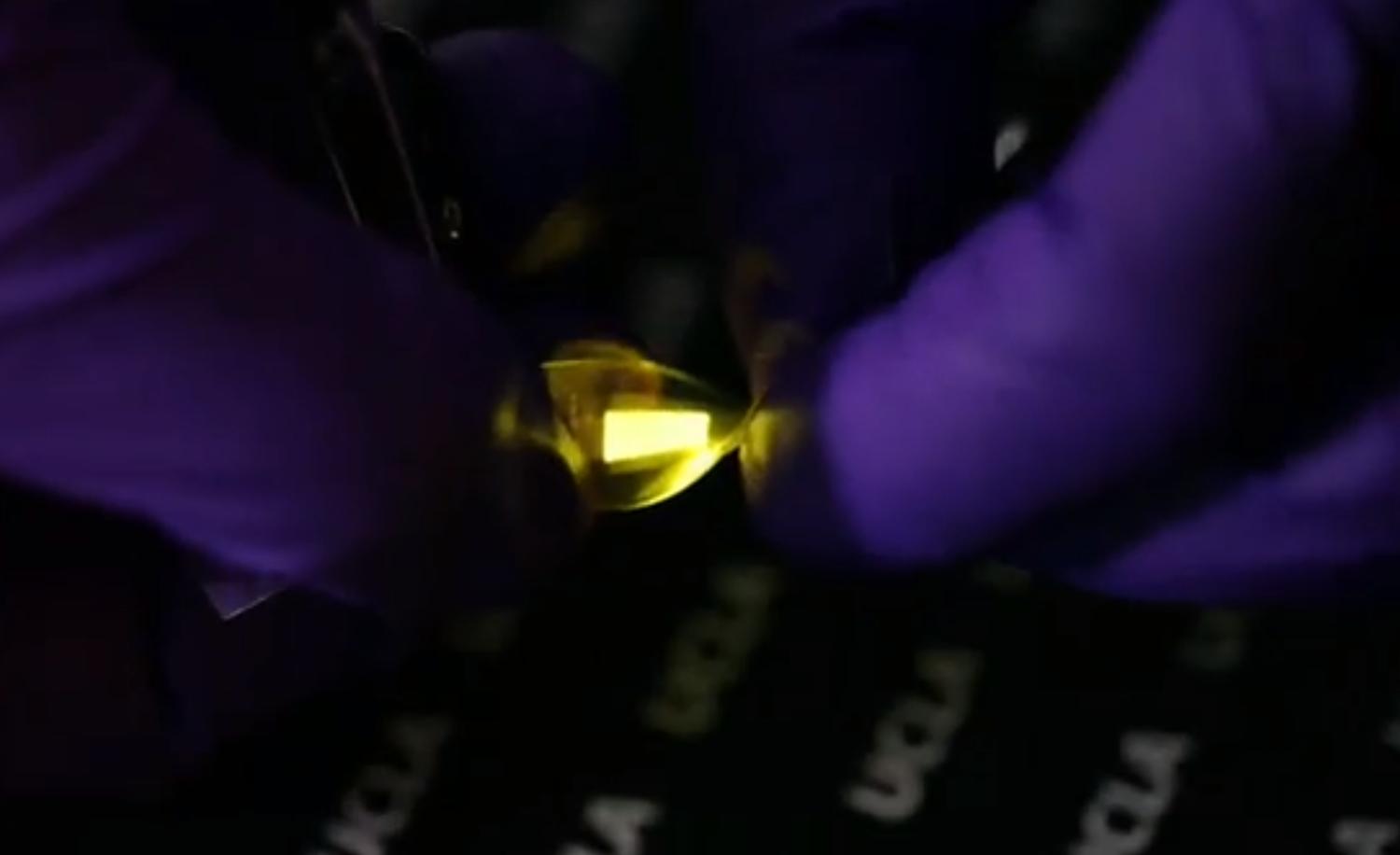 Forscher entwickeln stark dehnbare Displays | TECH.DE Forscher entwickeln stark dehnbare Displays | TECH.DE